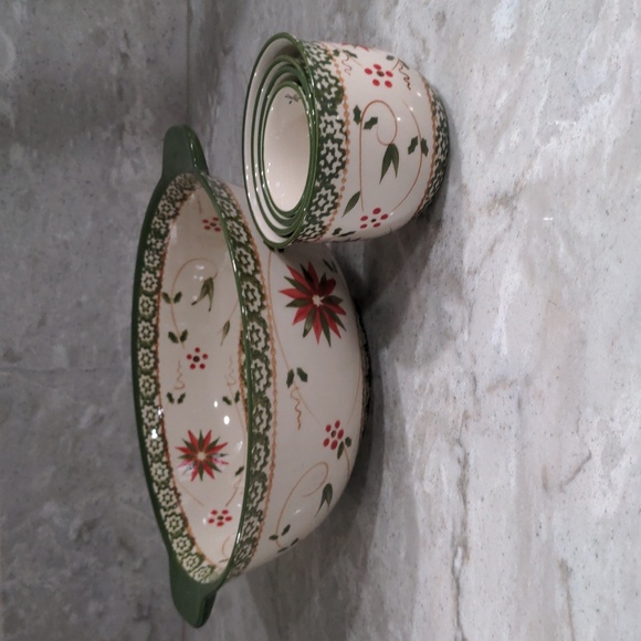 Temp-Tations | Kitchen | Vintage Temptations Mixing Bowl And Nesting ...
